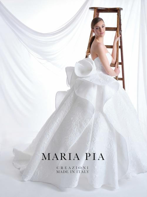 Le vie en rose, la nuova collezione di abita da sposa di Maria Pia