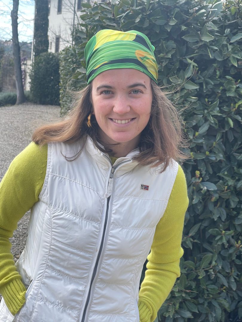 Lara, i foulard: come nascono tra tradizione e innovazione