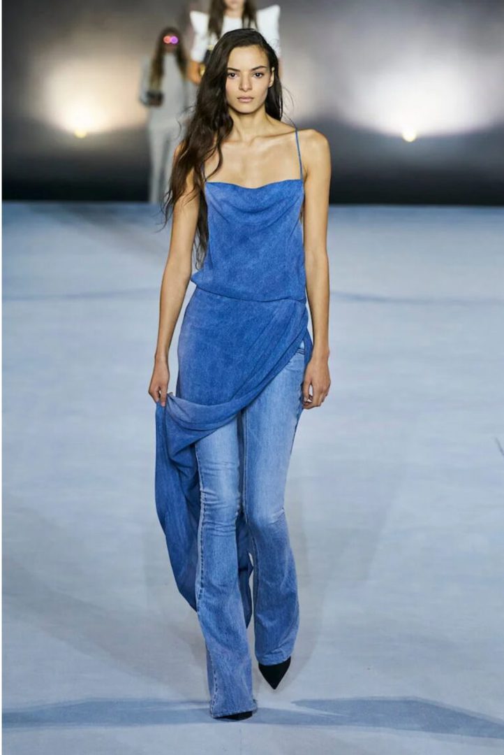 Moda anni 2000: le tendenze Y2K che tornano di moda oggi