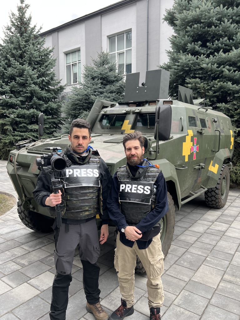 Salvatore Garzillo si racconta in una intervista tra arte e giornalismo